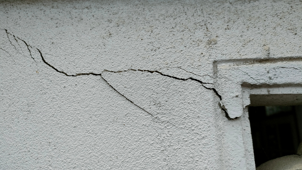 Quelles sont les explications d'une fissure sur votre façade